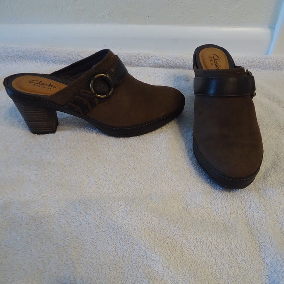 Clarks | Shoes | Clarks Suede Leather Clogs 75m | Poshmark